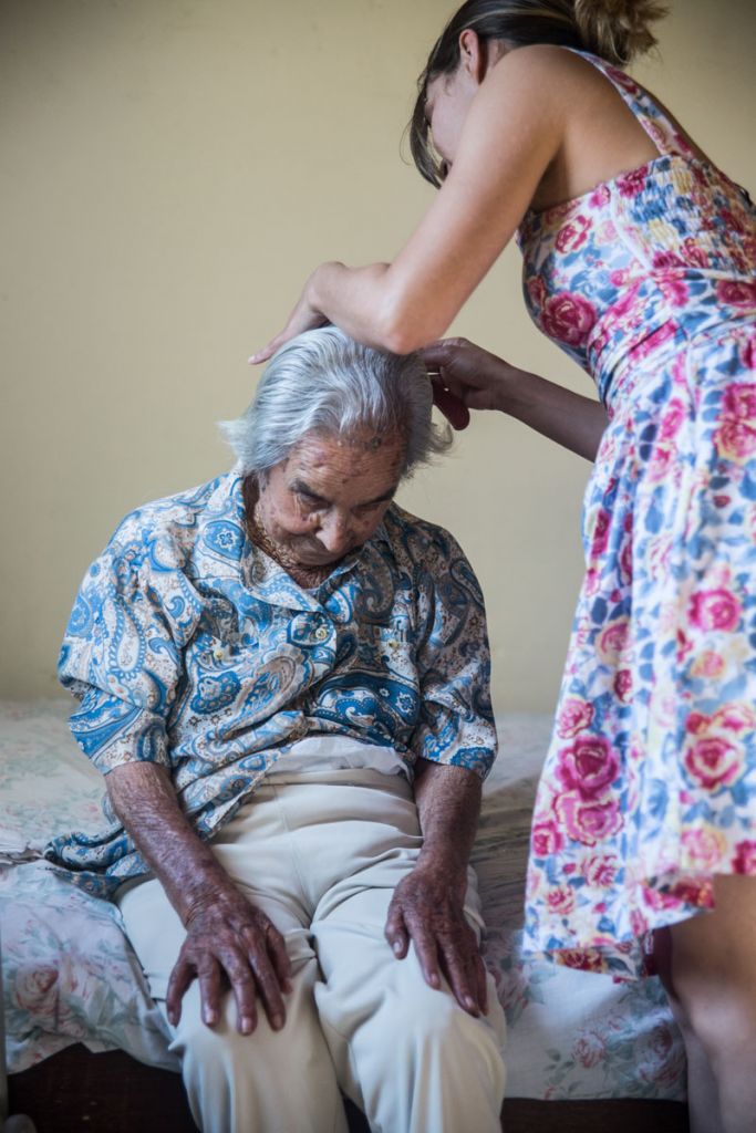 Noiva do Cordeiro - All We Need - Global Peace Photo Award